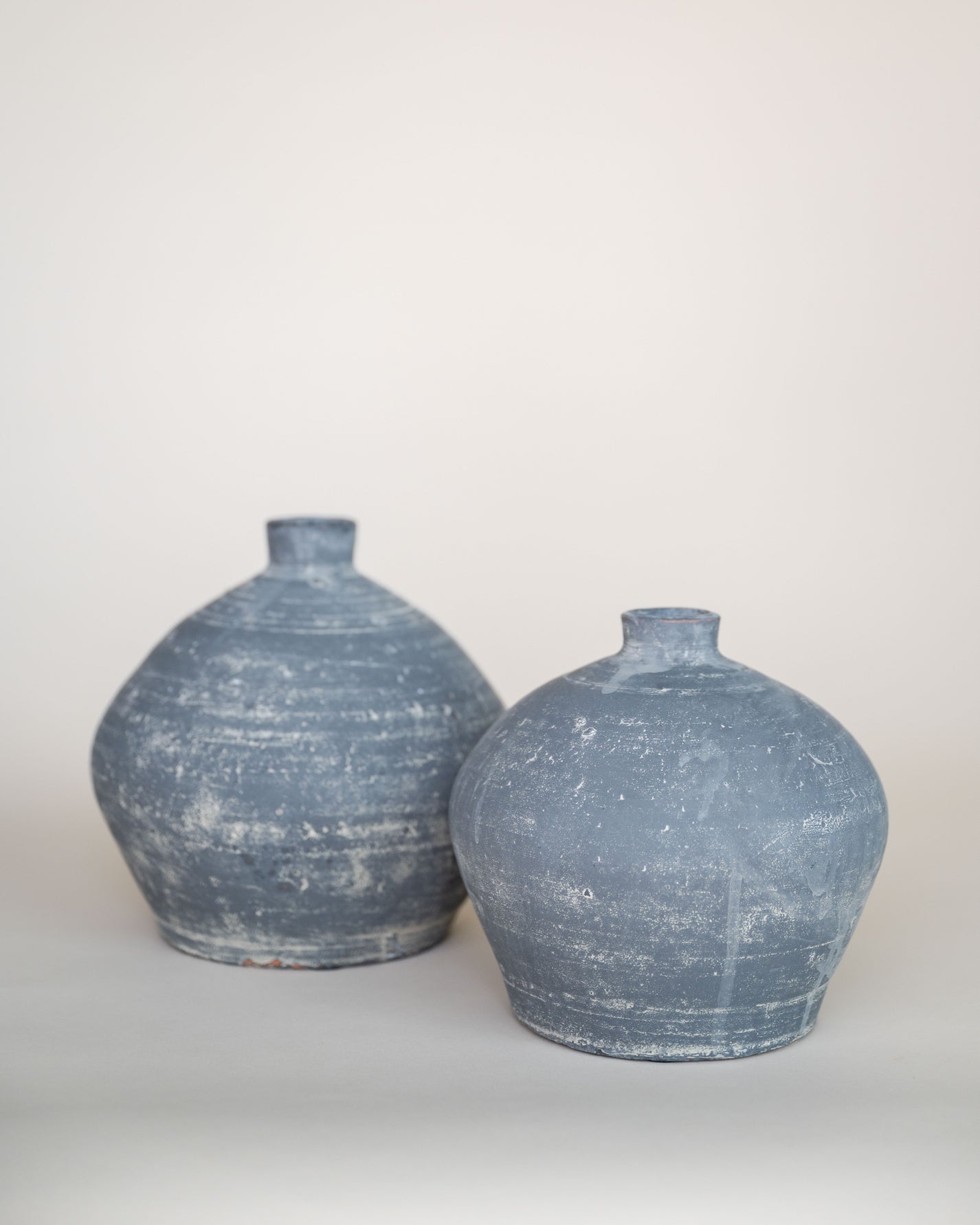Distressed Clay Vase | Shoppe at The Avenue