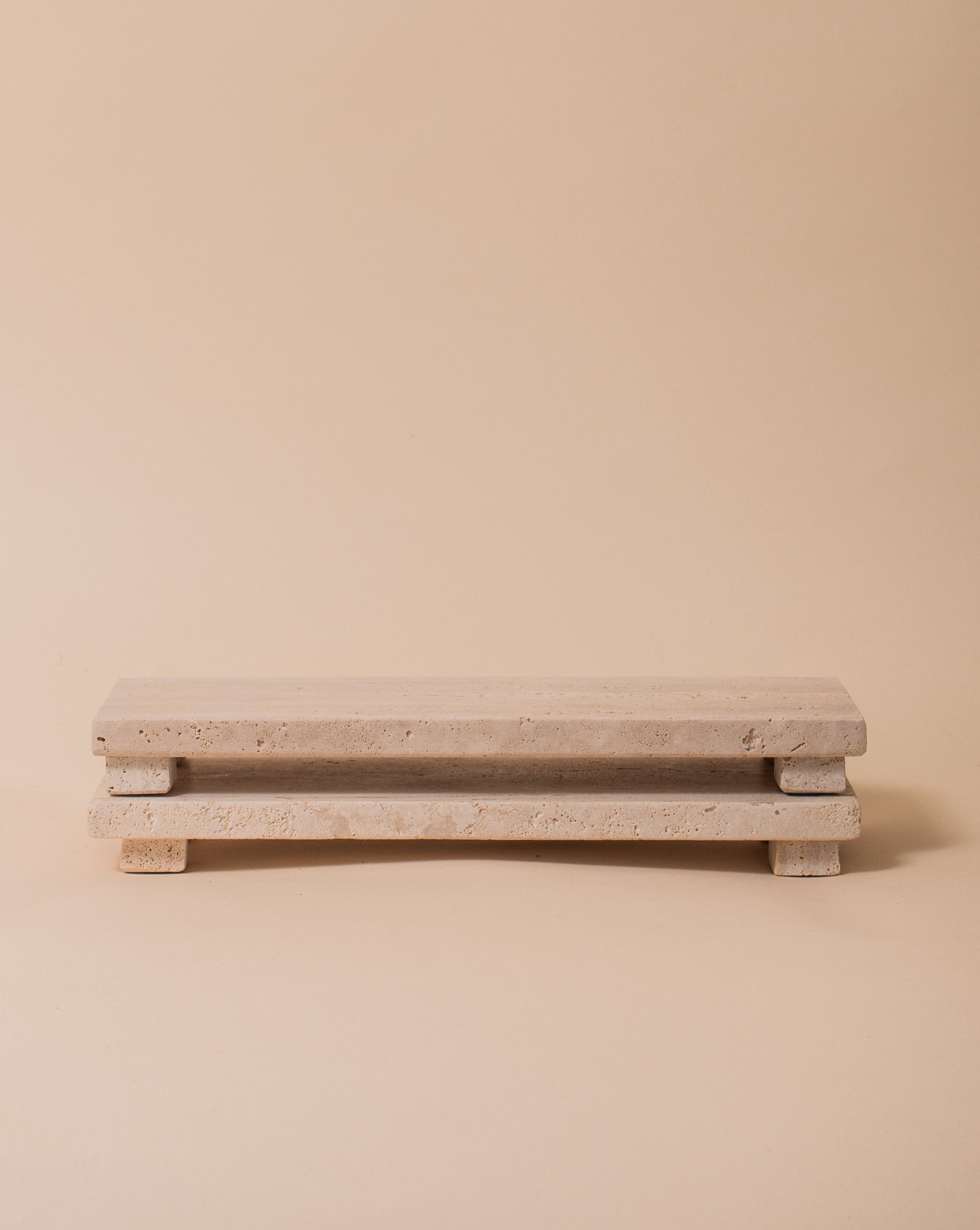 Apéro Travertine Riser | Shoppe at The Avenue